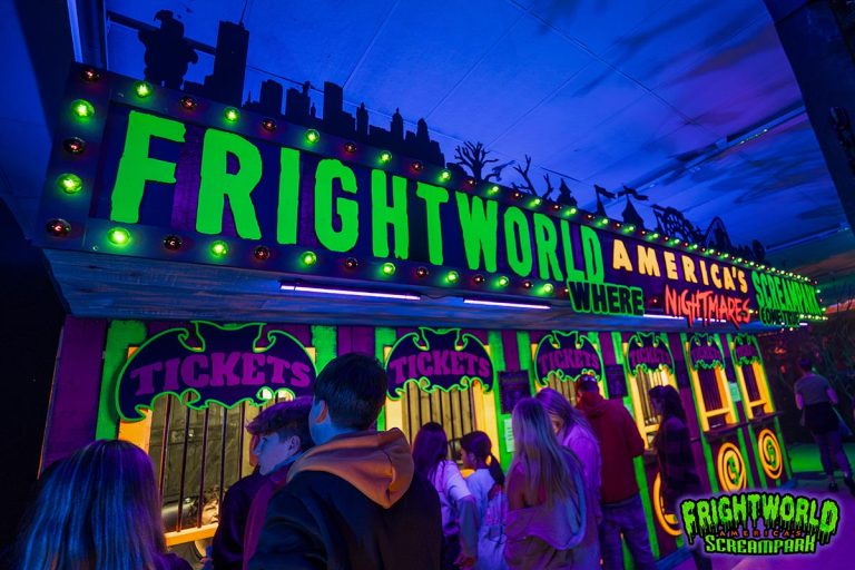 Best Haunted House in Buffalo, NY - Frightworld America's Screampark